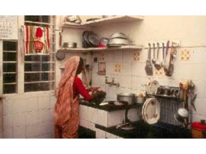 COVID-19 Lockdown: House helps allowed to travel and work, says BMC ...