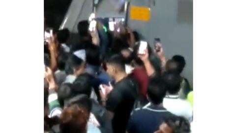 Mumbai: Commuters create chaos as doors of AC local train fail to open at Nalasopara station ...