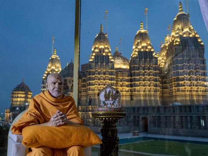 BAPS Mandir: Mahant Swami Maharaj Reaches Abu Dhabi for Inauguration of ...