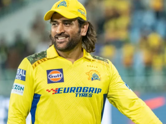 MS Dhoni Spotted Riding Bike in Ranchi After IPL 2025 Season; Photo ...
