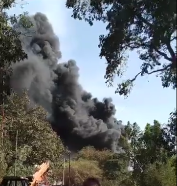 Massive fire engulfs chemical company in Ambernath, casualties reported ...