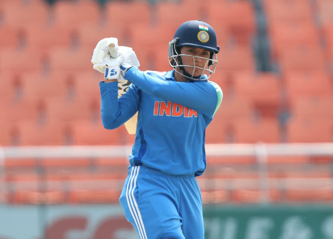 Smriti Mandhana Breaks Record for Most Runs in a Calendar Year in WODIs ...