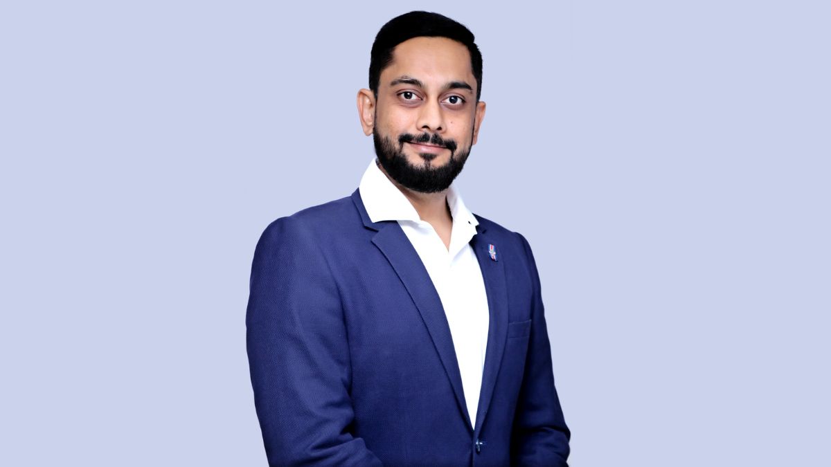 LP Savani honoured as most trusted school chain at Times Business Award ...