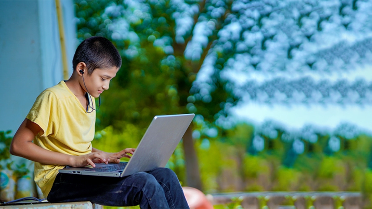 A Day in the Life of a Himalayan School Student Reflects the Changing ...