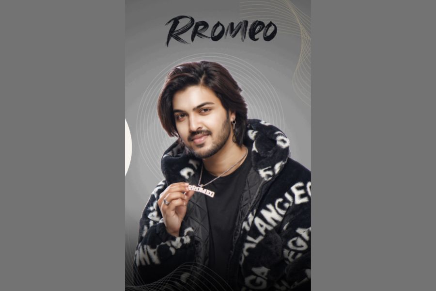 Rromeo sets a new trend, becomes the first Indian musician to introduce ...