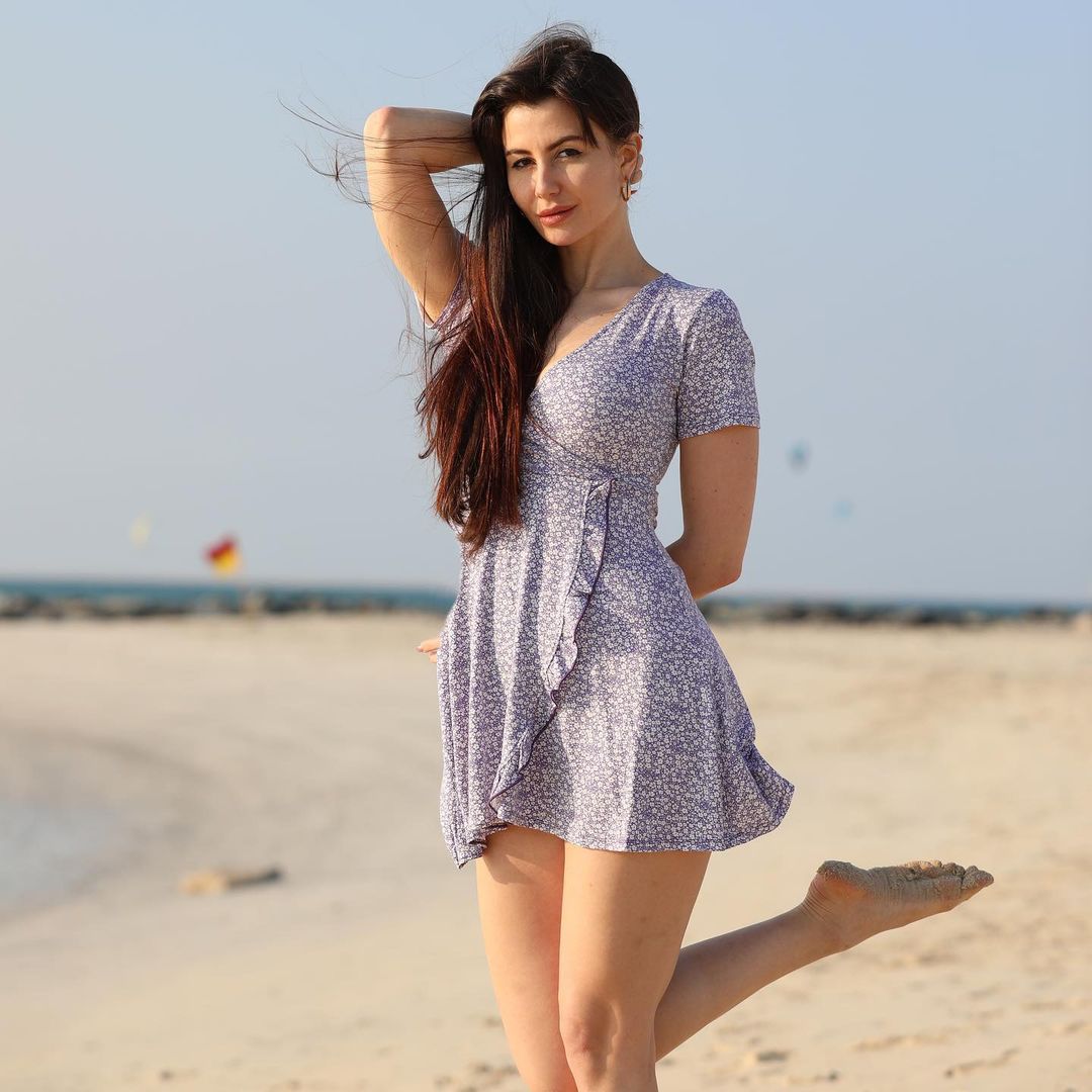 Arbaaz Khan Girlfriend Giorgia Andriani Glamrous sizzling photos goes ...