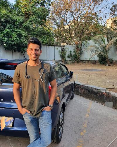 See Pics! Kumkum Bhagya actor Dr Ashish Gokhale is on Covid-19 duty ...