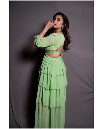Huma Qureshi Look Glamorous In Green Colour Backless Dress Created A