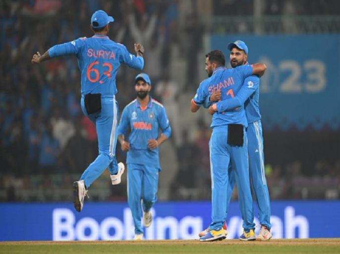 IND vs ENG, CWC 2023: विश्वकप में भारत ने जीत का लगाया 'छक्का ... IND vs ENG, CWC 2023: विश्वकप में भारत ने जीत का लगाया 'छक्का ...