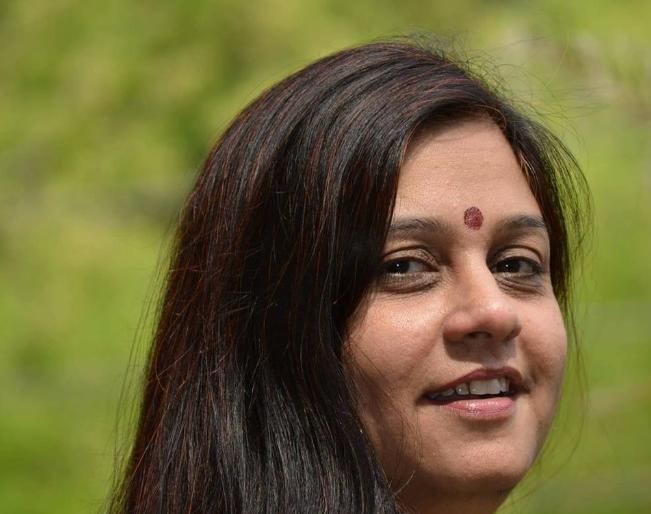 मशहूर एंकर नीलम शर्मा का असामयिक निधन: डीडी न्यूज के लिए 20 सालों तक ...