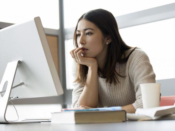 6 Things You Should Never Try Or Do At Your Office Computer, It May ...