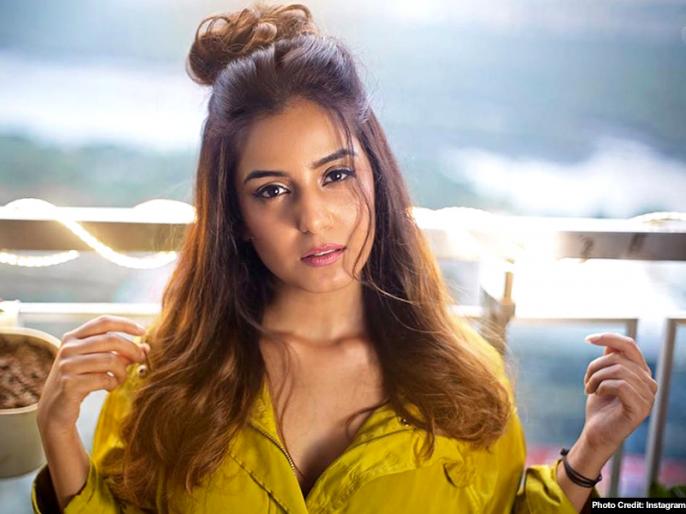 Bigg Boss Season 12 Contestant Srishty Rode Birthday Special Images ...