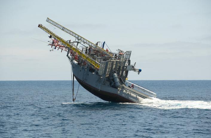 Flip Ship: Unique Ship Stands Up To 90 Degrees In Sea, Increasing The ...