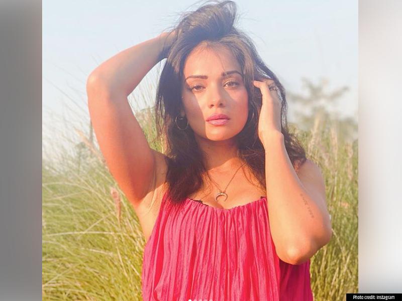 Megha Gupta Glamorous Photos goes viral on internet see pics | मेघा ...